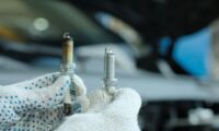 How to change spark plugs? Step-by-step guide | moje-auto.pl